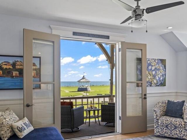 Ocean Ave Unit,oak Bluffs, Condo For Sale