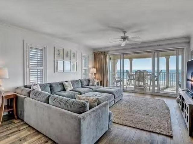 Ocean Boulevard