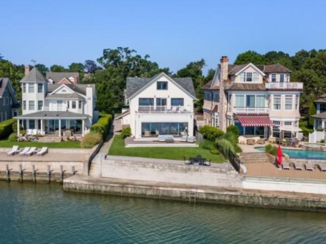 Ocean Dr N, Stamford, Home For Sale