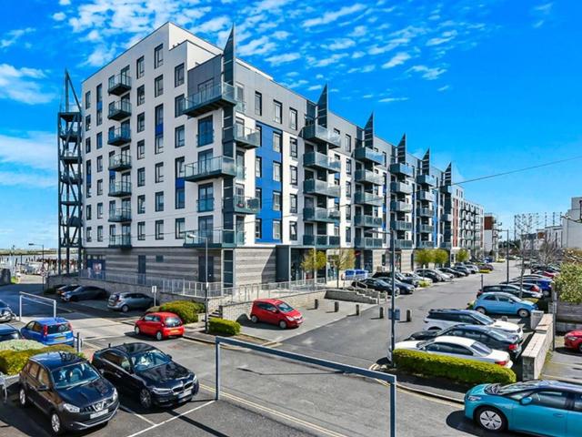 Ocean Drive, Gillingham ME7, 1 bed flat to rent, £1,100 pcm | PrimeLocation