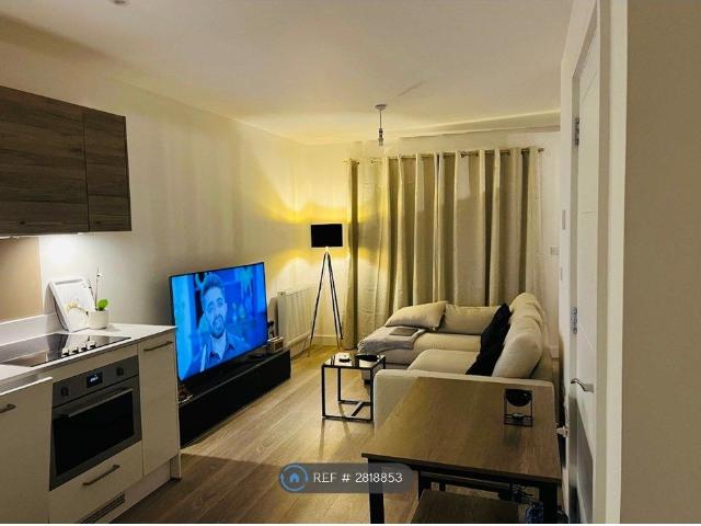 Ocean Drive, Gillingham ME7, 1 bed flat to rent, £1,160 pcm | PrimeLocation