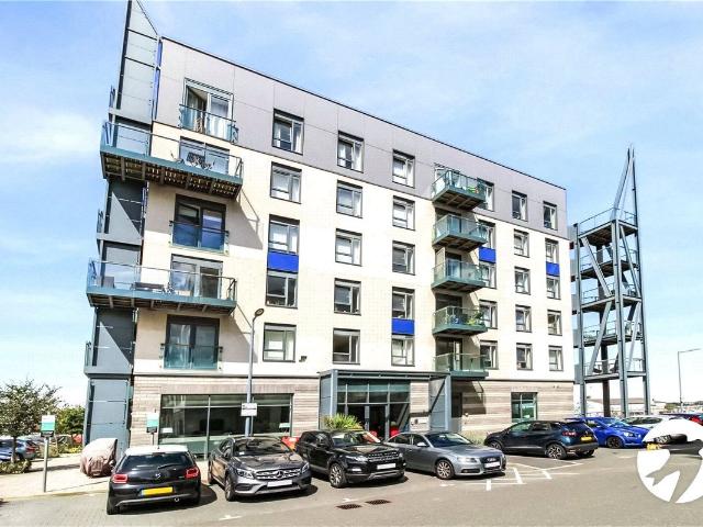 Ocean Drive, Gillingham, Kent ME7, 1 bed flat to rent, £1,200 pcm | PrimeLocation