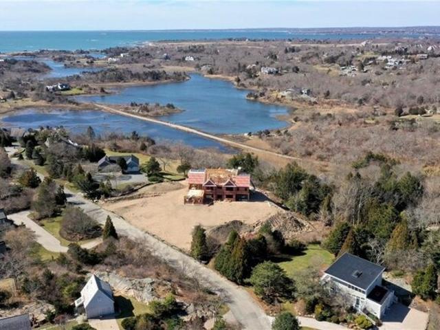 Ocean Heights Rd, Newport, Home For Sale