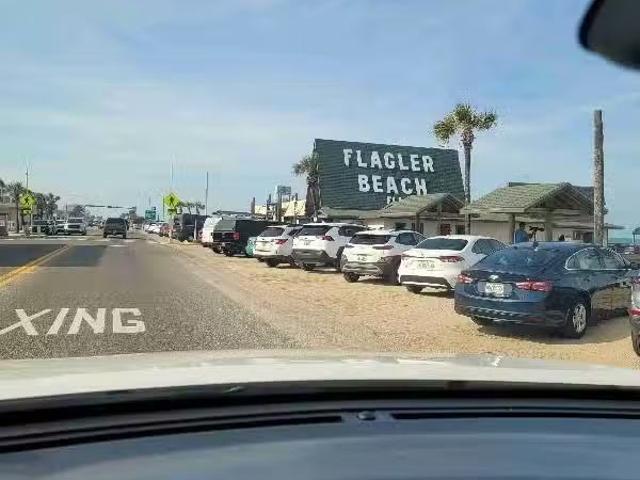 Ocean living 2091 N Central Ave