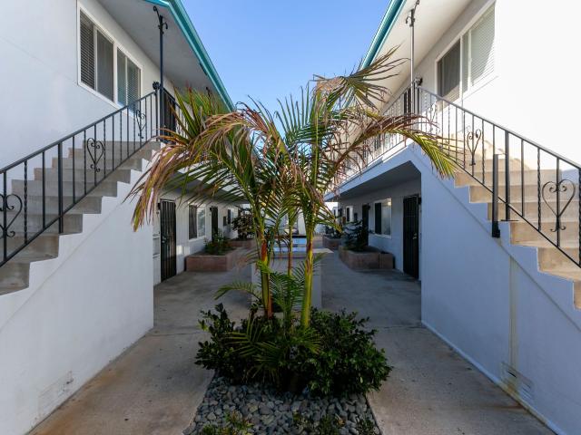 Ocean Palms Apartments