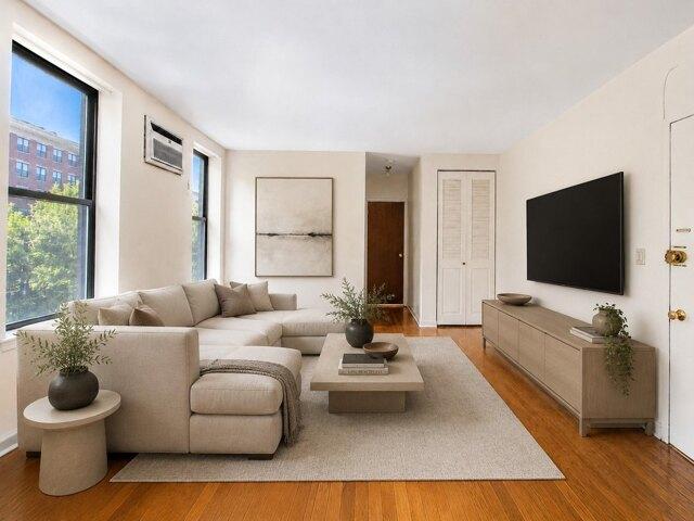 Ocean Pkwy Apt B, Brooklyn, Property For Sale