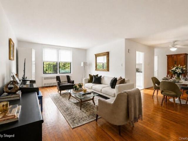 Ocean Pkwy Apt B, Brooklyn, Property For Sale