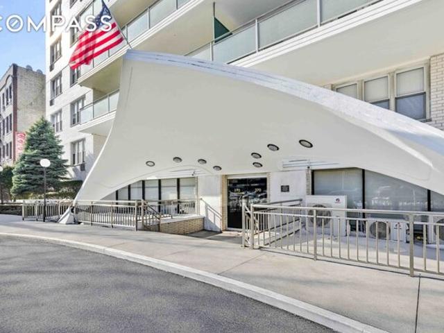 Ocean Pkwy Apt H, Brooklyn, Property For Sale