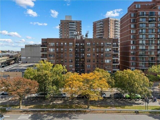 Ocean Pkwy Apt K, Brooklyn, Property For Sale