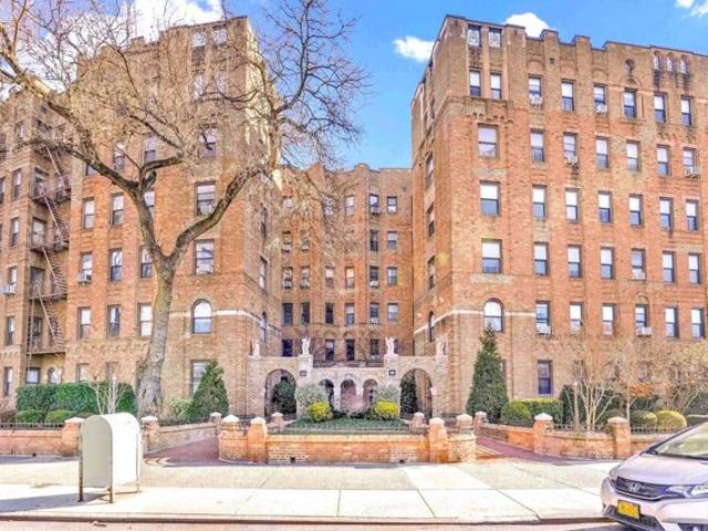 Ocean Pkwy Unit A, Brooklyn, Property For Sale
