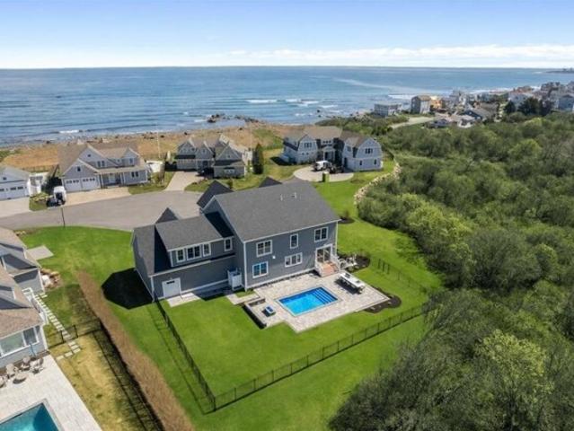 Ocean Rd, Narragansett, Home For Sale