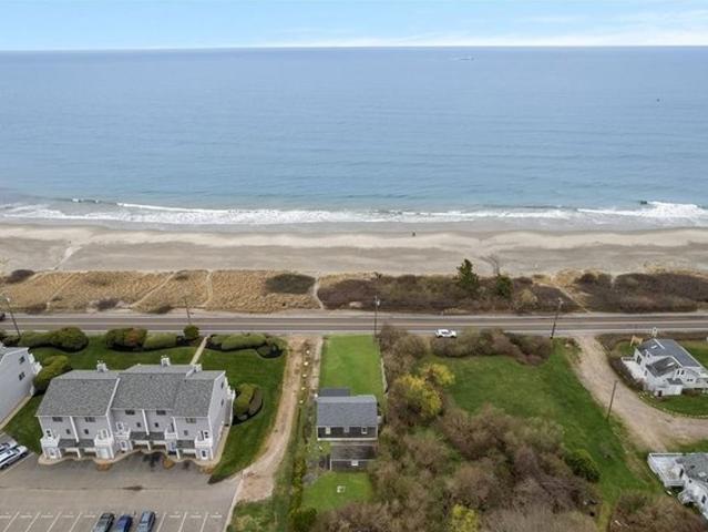 Ocean Rd, Narragansett, RI 02882