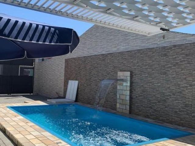 OCEANO IMÓVEIS VENDE CASA COM PISCINA NO BAIRRO BREJATUBA