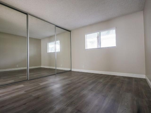 OceanAire Villas 1 Bedroom Apartment for Rent at 931 W 19th St, Costa Mesa, CA 92627 Westside Costa Mesa
