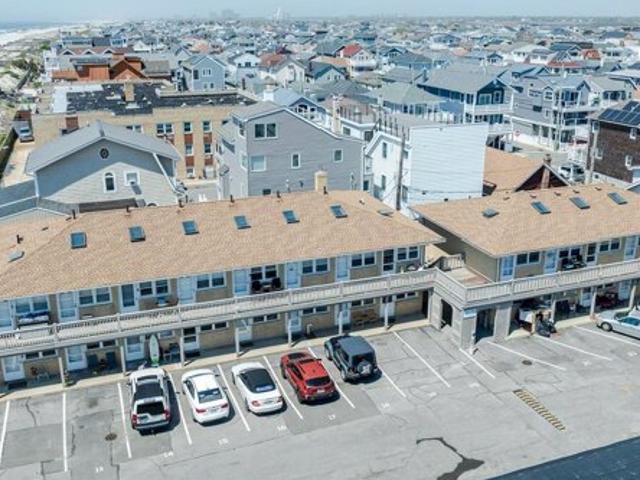 Oceanfront Unit,long Beach, Condo For Sale