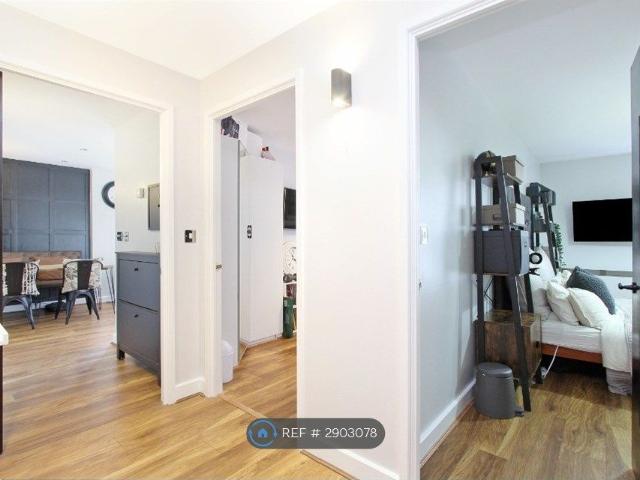 Oceanis Apartments, London E16, 2 bed flat to rent, £1,995 pcm | PrimeLocation