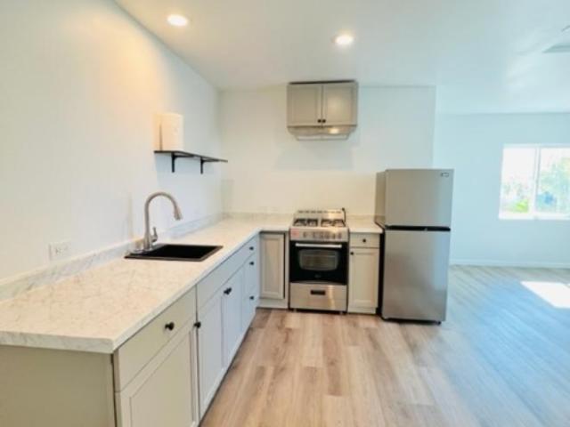 Oceanside CA 92058 90215698