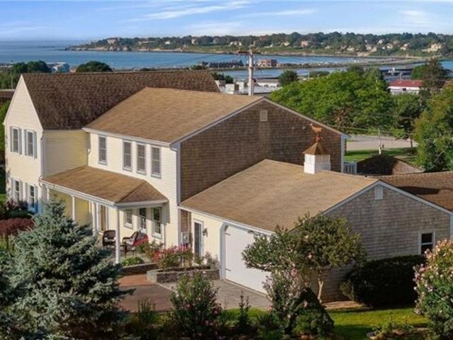 Oceanview Dr, Middletown, Home For Sale