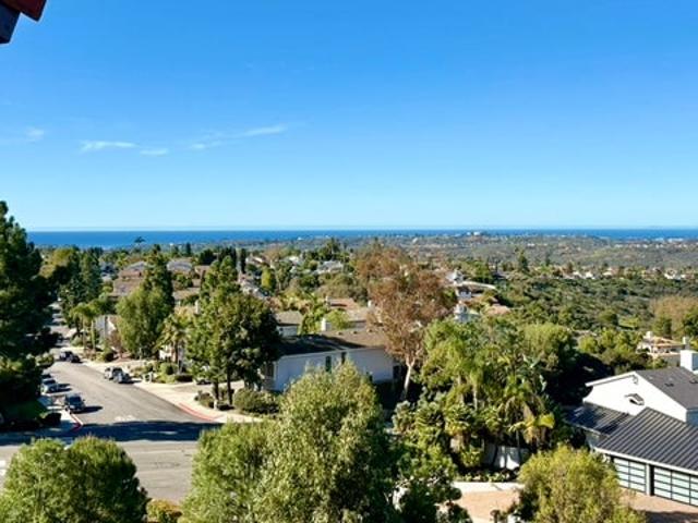 Oceanview rental room and bath