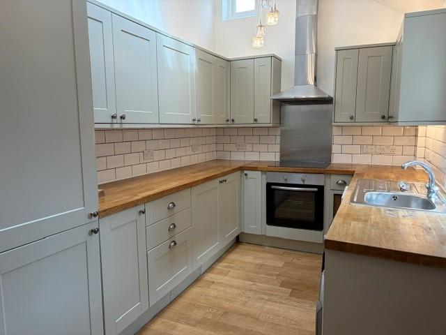 Ock Street, Abingdon 3 bed end of terrace house to rent £1,950 pcm £450 pw