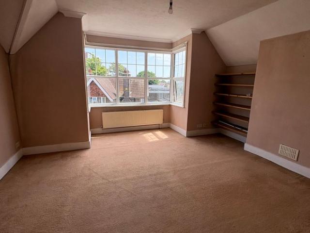 Ocklynge Road, Eastbourne BN21, 1 bed flat to rent, £800 pcm | PrimeLocation
