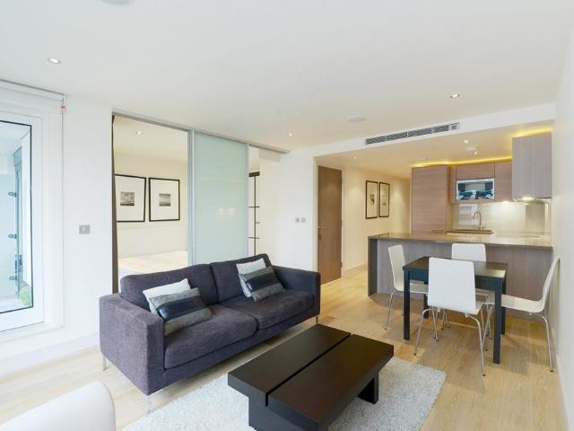 Octavia House Imperial Wharf Townmead. 1 bed apartment to rent £2,395 pcm £553 pw