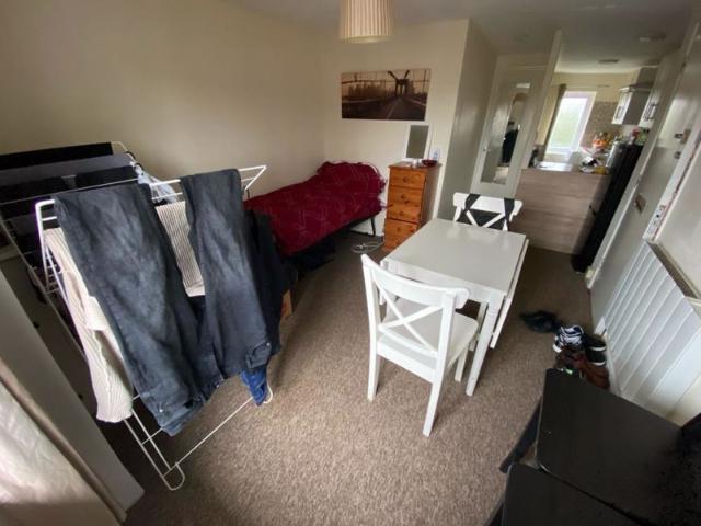 Oaktree Crescent