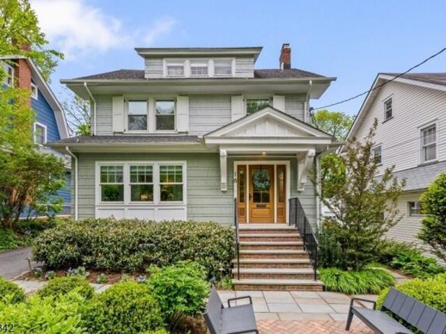 Oakview Ave, Maplewood, Home For Sale