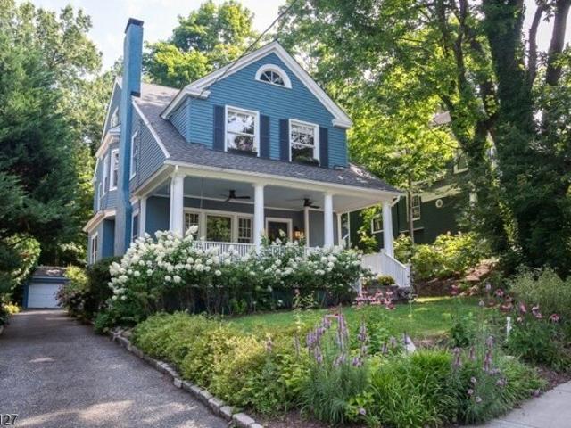 Oakview Ave, Maplewood, Home For Sale