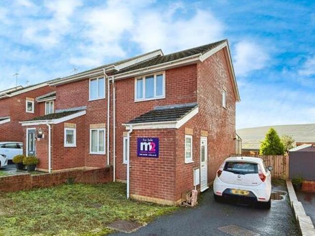 Oakview Court, Blaenavon, 2 Bedroom End