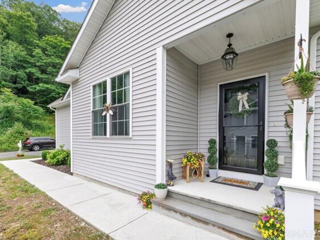 Oakview Ln Unit,bethel, Condo For Sale