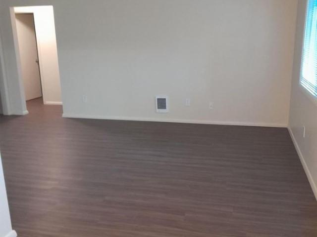 Oakview Terrace Apartments 2 Bedroom Apartment for Rent at 3932 Lancaster Dr Ne, Salem, OR 97305