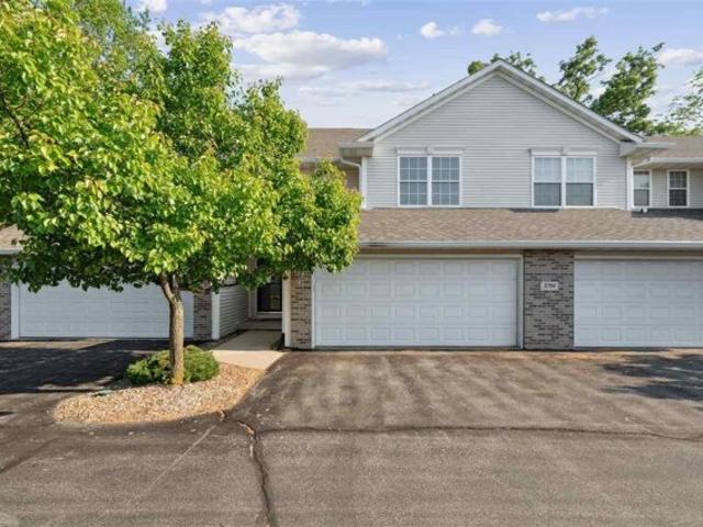 Oakwood Ave Ne Unit,cedar Rapids, Condo For Sale