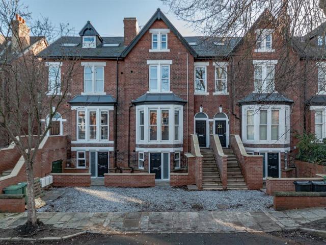 Oakwood Avenue, LS8 1 bed apartment to rent £1,000 pcm £231 pw
