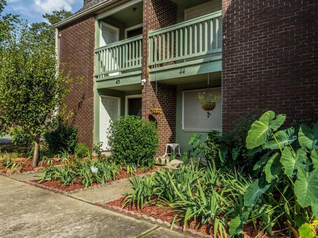 Oakwood Apartments 2 Bedroom Apartment for Rent at 1310 Smithwick Dr, Jacksonville, AR 72076