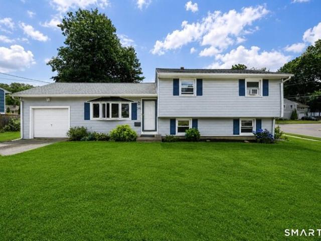 Oakwood Dr, Fairfield, Home For Sale