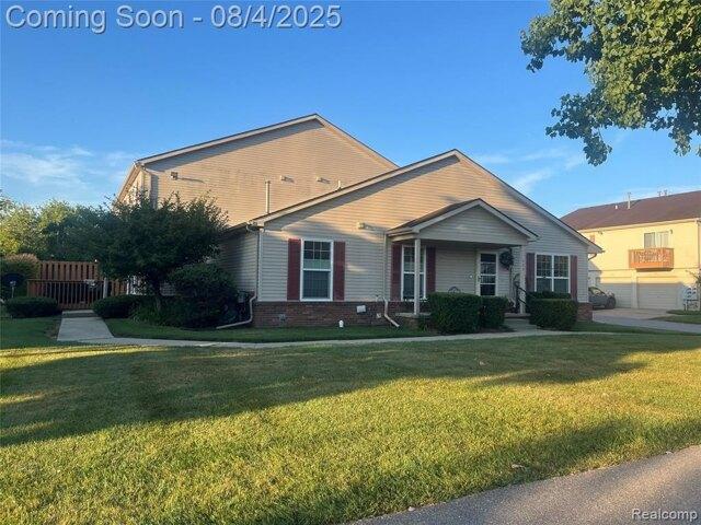 Oakwood Dr, Howell, Condo For Sale