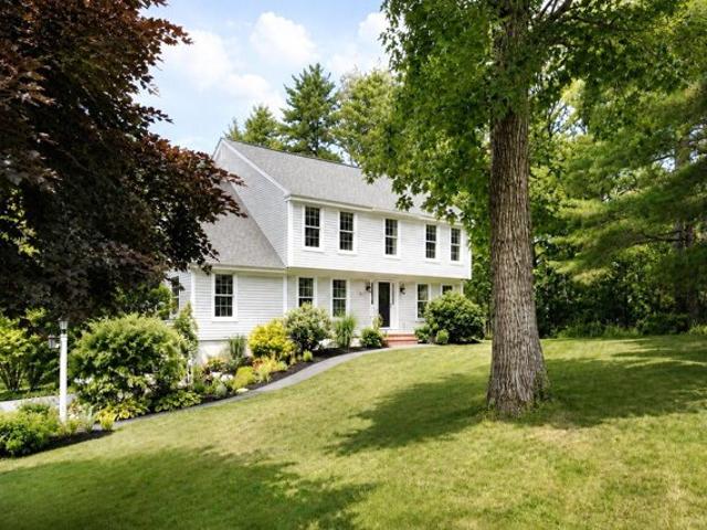 Oakwood Dr, Yarmouth, Home For Sale