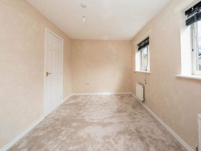 Oakwood Grove, Radcliffe, M26