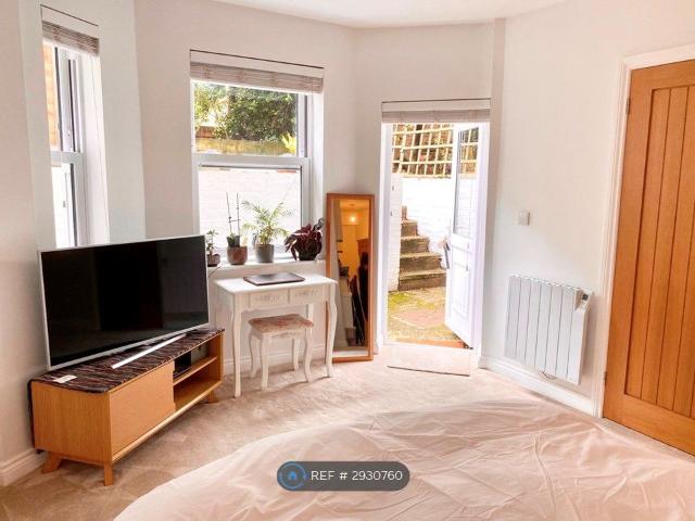 Oakwood House, Bournemouth BH2, Studio to rent, £795 pcm | PrimeLocation