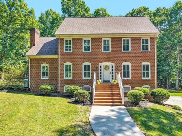Oakwood Knolls Dr, Bedford, Home For Sale