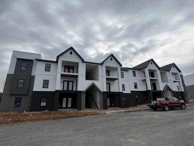 Oakwood Landings 1 Bedroom Apartment for Rent at 5141 Commerce Crossings Dr, Louisville, KY 40229