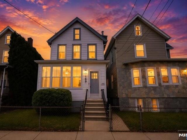 Oakwood Pl, Orange, Home For Sale