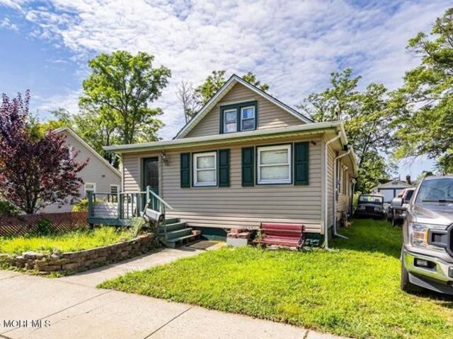 Oakwood Pl, Keansburg, Home For Sale