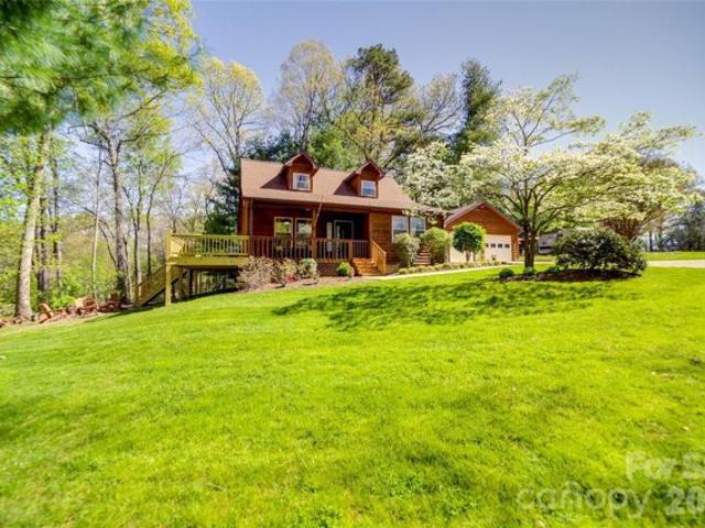 Oakwood Rd, Candler, Home For Sale