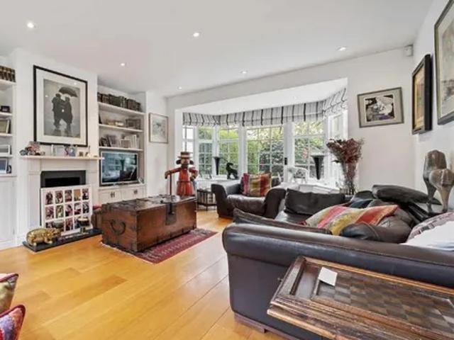 Oakwood Road, London, NW11 6RL, United Kingdom | 3 bed house for rent #139334618 | Rentberry
