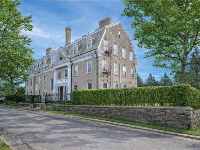 Oakwood Ter Apt,newport, Home For Sale
