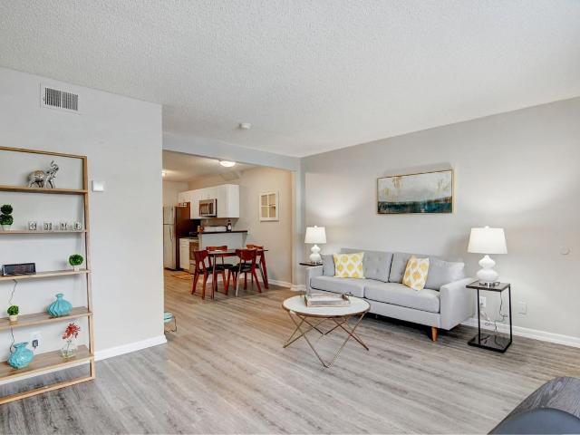 Oakwood Townhomes 4 Bedroom Home for Rent at 2425 2nd Ave N, Lake Worth Beach, FL 33461