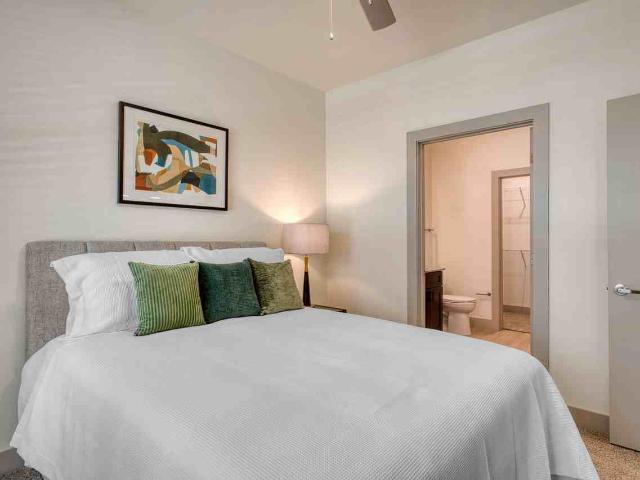Oakwood Trails 2 Bedroom Apartment for Rent at 6131 Louetta Rd, Spring, TX 77379