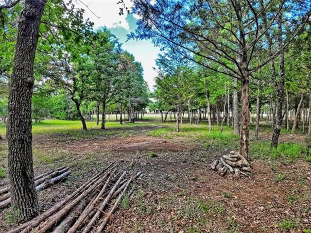 Oak Cove Ct, Bowie, TX 76230